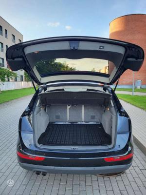Melns Audi Q5 2010 Šauļi, ar dzinēja tilpumu 2.00 L un nobraukumu 285 tūkst. km par 6990 €, foto 29 vietnē AUTOMOTO.COM.LV