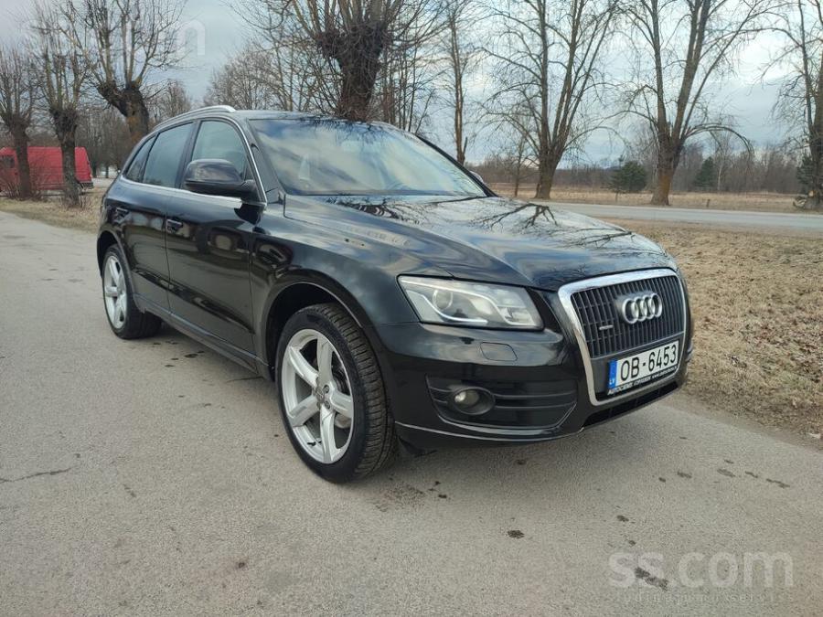 Black Audi Q5 2011 in Ogre, with an engine capacity of 2.00 L and mileage of 305 thousand km for 9750 €, photo 1 on AUTOMOTO.COM.LV