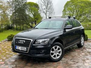 Melns Audi Q5 2011 Saldus, ar dzinēja tilpumu 2.00 L un nobraukumu 161 tūkst. km par 11150 €, foto 1 vietnē AUTOMOTO.COM.LV