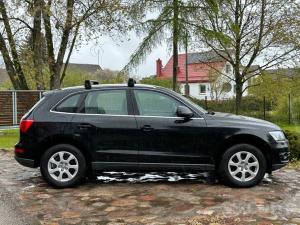 Melns Audi Q5 2011 Saldus, ar dzinēja tilpumu 2.00 L un nobraukumu 161 tūkst. km par 11150 €, foto 4 vietnē AUTOMOTO.COM.LV