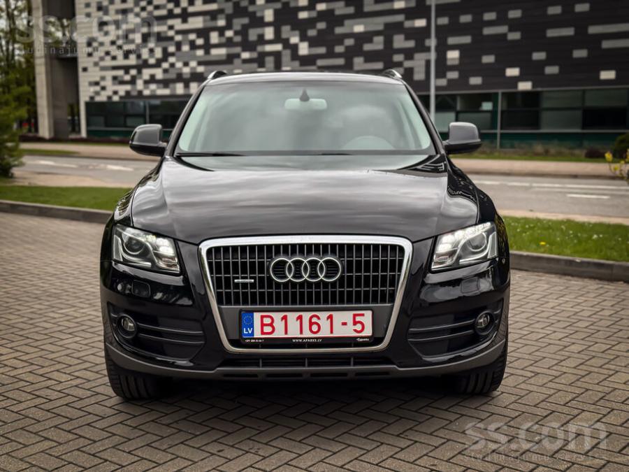 Melns Audi Q5 2011 Jelgava, ar dzinēja tilpumu 2.00 L un nobraukumu 0 tūkst. km par 11990 €, foto 5 vietnē AUTOMOTO.COM.LV