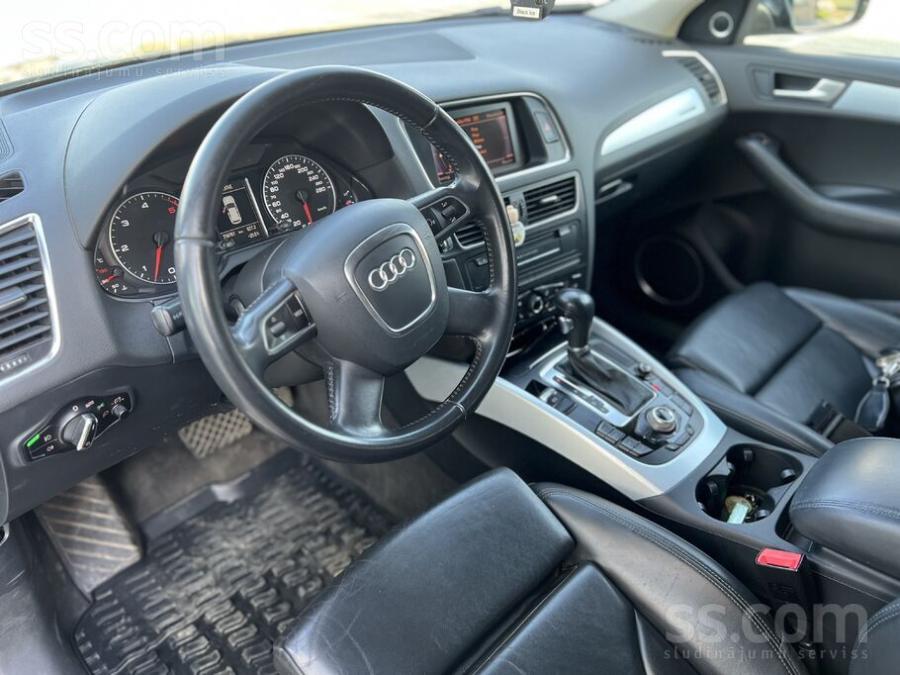 Melns Audi Q5 2011 Ludza, ar dzinēja tilpumu 3.00 L un nobraukumu 256 tūkst. km par 6700 €, foto 3 vietnē AUTOMOTO.COM.LV