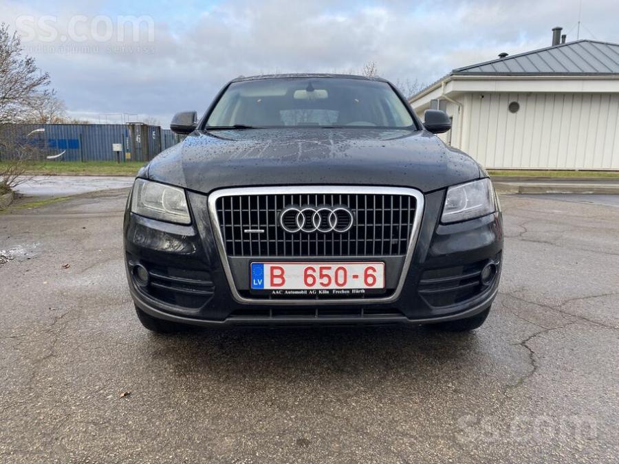 Black Audi Q5 2011 in Riga, with an engine capacity of 2.00 L and mileage of 0 thousand km for 9990 €, photo 2 on AUTOMOTO.COM.LV