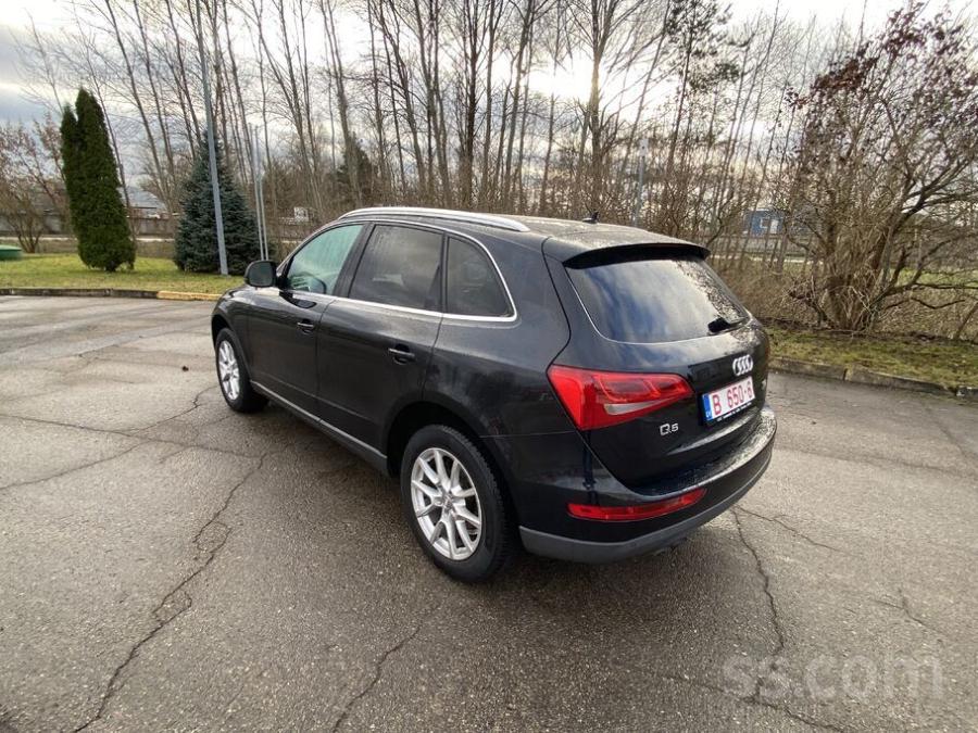 Black Audi Q5 2011 in Riga, with an engine capacity of 2.00 L and mileage of 0 thousand km for 9990 €, photo 7 on AUTOMOTO.COM.LV
