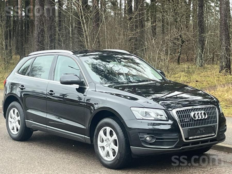 Black Audi Q5 2011 in Valmiera, with an engine capacity of 2.00 L and mileage of 0 thousand km for 11700 €, photo 5 on AUTOMOTO.COM.LV