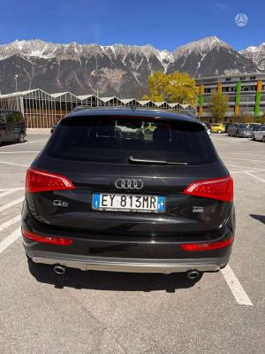 Black Audi Q5 2011 in Kaunas, with an engine capacity of 3.00 L and mileage of 200 thousand km for 12500 €, photo 3 on AUTOMOTO.COM.LV