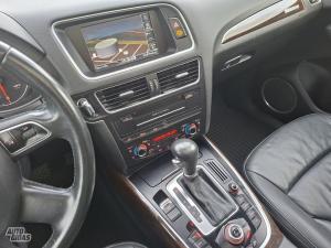 Black Audi Q5 2011 in Siauliai, with an engine capacity of 3.20 L and mileage of 262 thousand km for 7000 €, photo 18 on AUTOMOTO.COM.LV