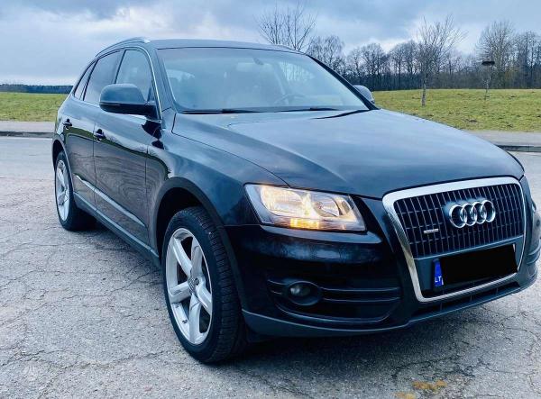 Melns Audi Q5 2011 Telšiai, ar dzinēja tilpumu 1.97 L un nobraukumu 250 tūkst. km par 9500 €, foto 1 vietnē AUTOMOTO.COM.LV