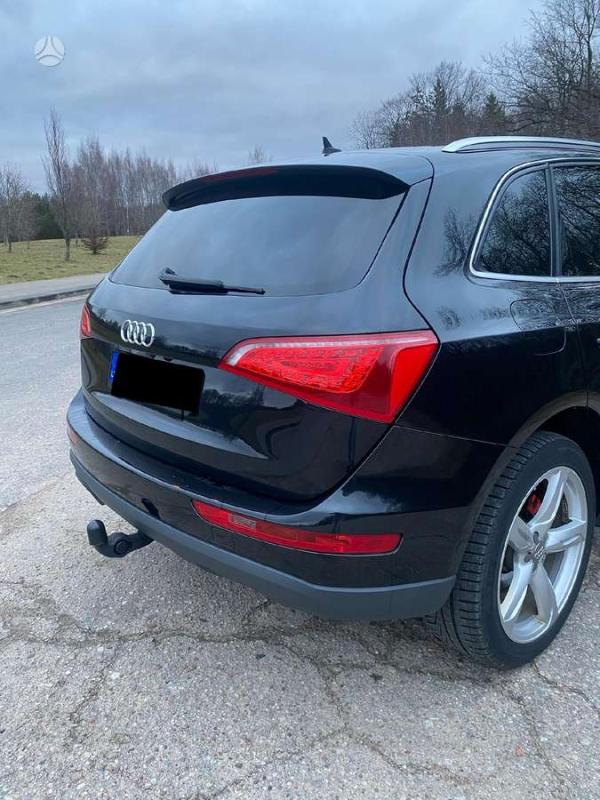 Melns Audi Q5 2011 Telšiai, ar dzinēja tilpumu 1.97 L un nobraukumu 250 tūkst. km par 9500 €, foto 5 vietnē AUTOMOTO.COM.LV
