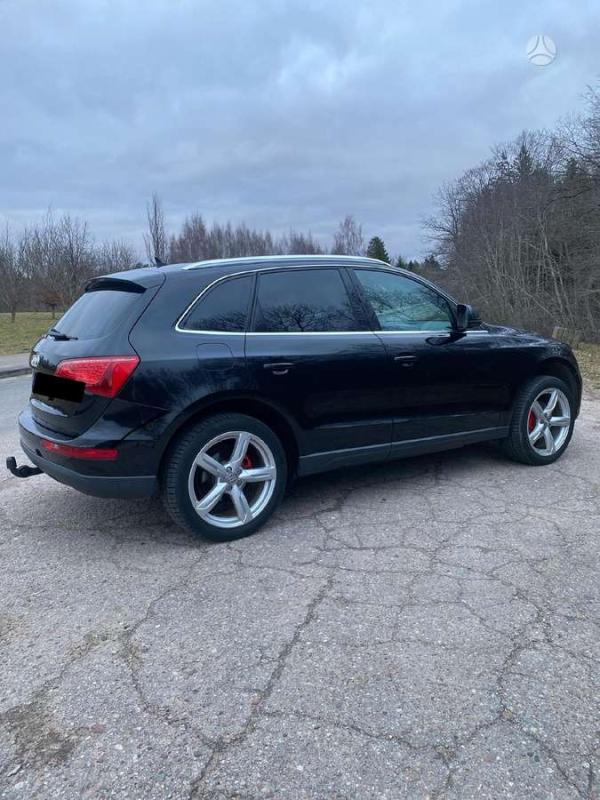 Melns Audi Q5 2011 Telšiai, ar dzinēja tilpumu 1.97 L un nobraukumu 250 tūkst. km par 9500 €, foto 6 vietnē AUTOMOTO.COM.LV