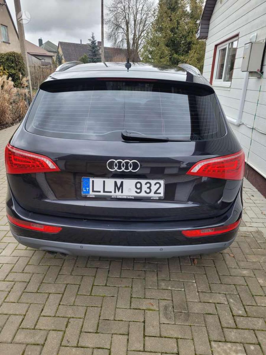 Melns Audi Q5 2011 Kuršėnai, ar dzinēja tilpumu 1.97 L un nobraukumu 231 tūkst. km par 9990 €, foto 4 vietnē AUTOMOTO.COM.LV