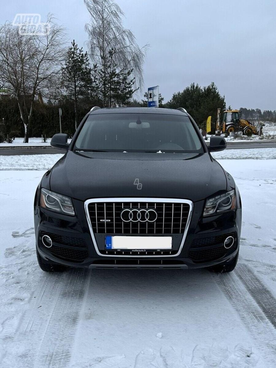 Melns Audi Q5 2011 Viļņa, ar dzinēja tilpumu 3.20 L un nobraukumu 249 tūkst. km par 6900 €, foto 2 vietnē AUTOMOTO.COM.LV