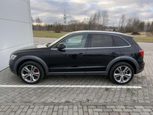 Black Audi Q5 2011 in Kaunas, with an engine capacity of 3.00 L and mileage of 200 thousand km for 11900 €, photo 3 on AUTOMOTO.COM.LV