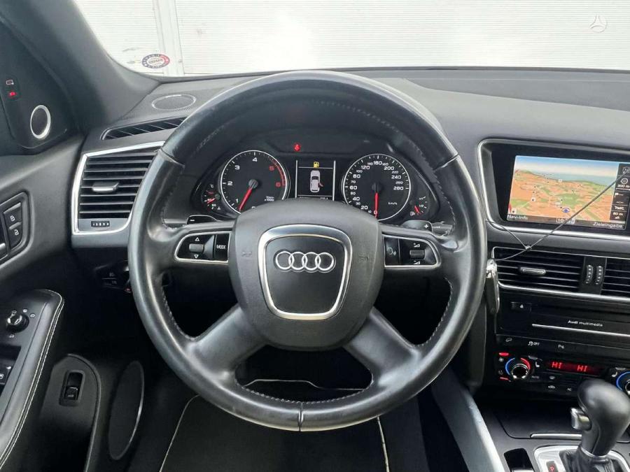 Melns Audi Q5 2011 Kauņa, ar dzinēja tilpumu 3.00 L un nobraukumu 200 tūkst. km par 11900 €, foto 22 vietnē AUTOMOTO.COM.LV
