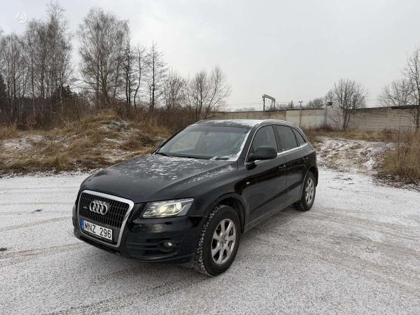 Black Audi Q5 2011 in Kaisiadorys, with an engine capacity of 2.00 L and mileage of 335 thousand km for 9600 €, photo 2 on AUTOMOTO.COM.LV