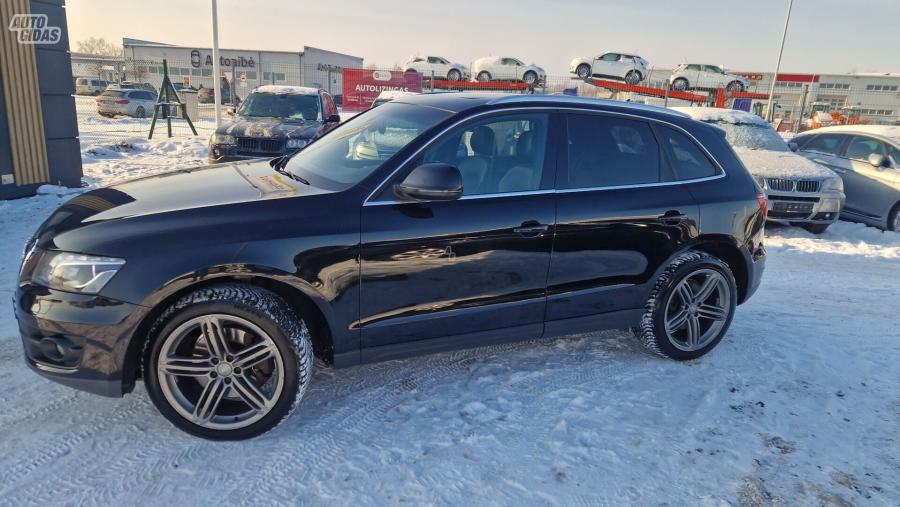 Black Audi Q5 2011 in Marijampole, with an engine capacity of 3.00 L and mileage of 330 thousand km for 8650 €, photo 9 on AUTOMOTO.COM.LV
