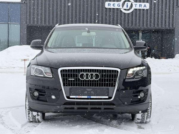 Black Audi Q5 2011 in Siauliai, with an engine capacity of 1.97 L and mileage of 280 thousand km for 10190 €, photo 2 on AUTOMOTO.COM.LV