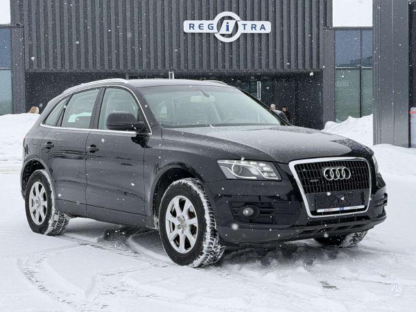 Black Audi Q5 2011 in Siauliai, with an engine capacity of 1.97 L and mileage of 280 thousand km for 10190 €, photo 3 on AUTOMOTO.COM.LV