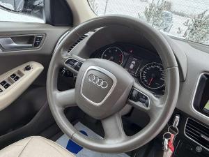 Black Audi Q5 2011 in Siauliai, with an engine capacity of 1.97 L and mileage of 280 thousand km for 10190 €, photo 21 on AUTOMOTO.COM.LV