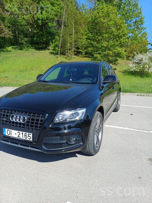 Black Audi Q5 2011 in Tukums, with an engine capacity of 2.00 L and mileage of 237 thousand km for 12950 €, photo 1 on AUTOMOTO.COM.LV