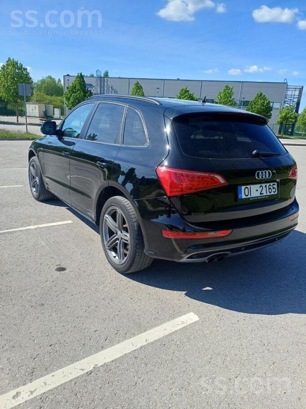 Black Audi Q5 2011 in Tukums, with an engine capacity of 2.00 L and mileage of 237 thousand km for 12950 €, photo 3 on AUTOMOTO.COM.LV