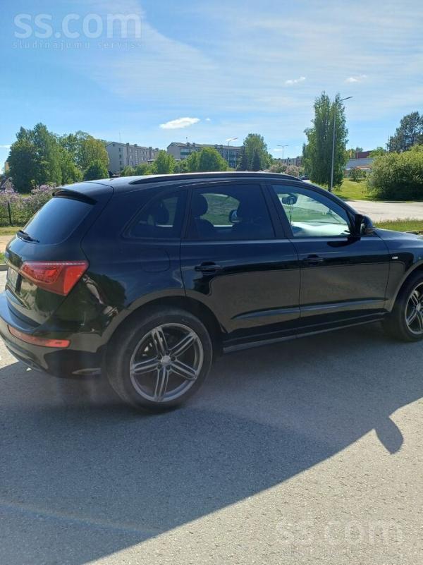 Black Audi Q5 2011 in Tukums, with an engine capacity of 2.00 L and mileage of 237 thousand km for 12950 €, photo 4 on AUTOMOTO.COM.LV