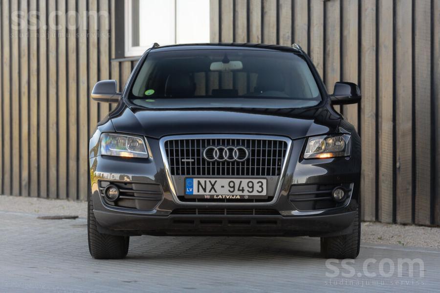 Black Audi Q5 2011 in Jelgava, with an engine capacity of 2.00 L and mileage of 283 thousand km for 9200 €, photo 4 on AUTOMOTO.COM.LV