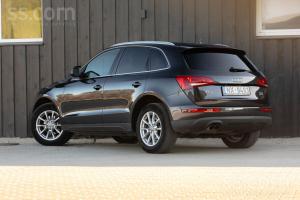 Black Audi Q5 2011 in Jelgava, with an engine capacity of 2.00 L and mileage of 283 thousand km for 9200 €, photo 5 on AUTOMOTO.COM.LV