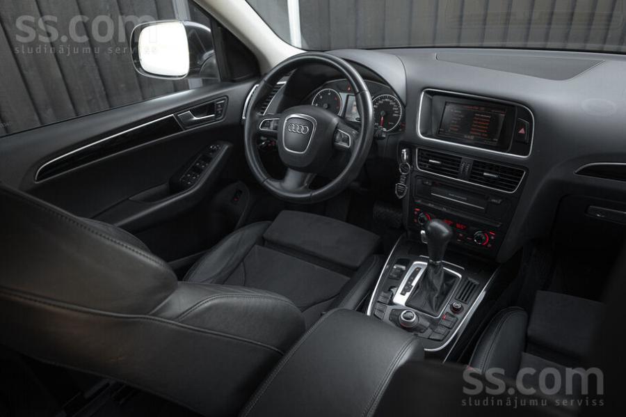 Black Audi Q5 2011 in Jelgava, with an engine capacity of 2.00 L and mileage of 283 thousand km for 9200 €, photo 8 on AUTOMOTO.COM.LV
