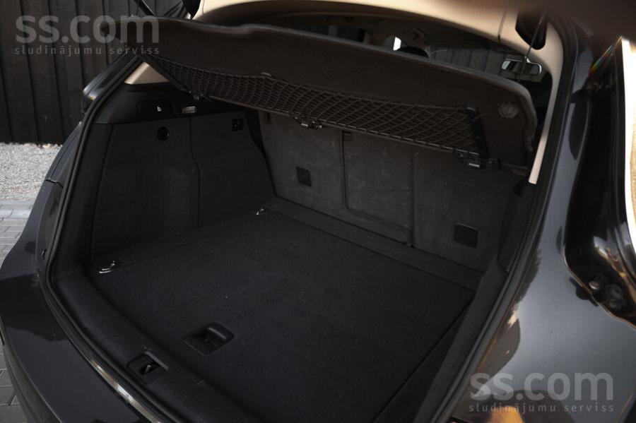 Black Audi Q5 2011 in Jelgava, with an engine capacity of 2.00 L and mileage of 283 thousand km for 9200 €, photo 10 on AUTOMOTO.COM.LV