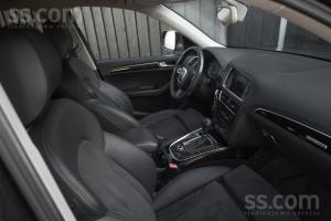 Black Audi Q5 2011 in Jelgava, with an engine capacity of 2.00 L and mileage of 283 thousand km for 9200 €, photo 19 on AUTOMOTO.COM.LV