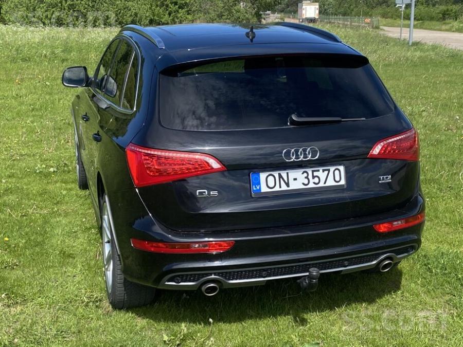 Black Audi Q5 2011 in Riga, with an engine capacity of 3.00 L and mileage of 306 thousand km for 9990 €, photo 7 on AUTOMOTO.COM.LV