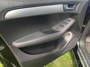 Black Audi Q5 2011 in Riga, with an engine capacity of 3.00 L and mileage of 306 thousand km for 9990 €, photo 13 on AUTOMOTO.COM.LV