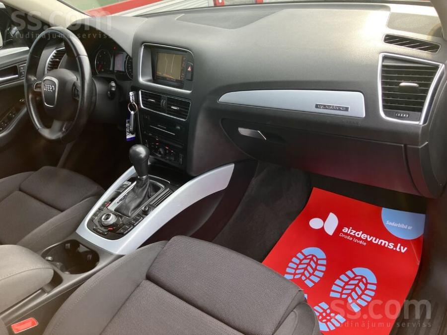 Melns Audi Q5 2011 Talsi, ar dzinēja tilpumu 2.00 L un nobraukumu 243 tūkst. km par 11999 €, foto 17 vietnē AUTOMOTO.COM.LV