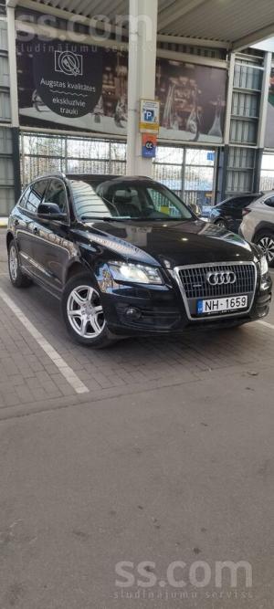 Melns Audi Q5 2011 Rīga, ar dzinēja tilpumu 2.00 L un nobraukumu 215 tūkst. km par 11000 €, foto 4 vietnē AUTOMOTO.COM.LV