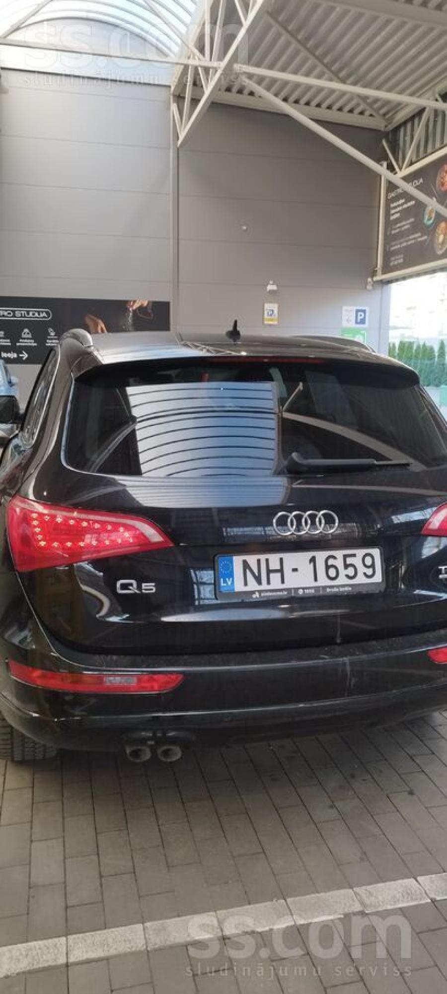 Melns Audi Q5 2011 Rīga, ar dzinēja tilpumu 2.00 L un nobraukumu 215 tūkst. km par 11000 €, foto 8 vietnē AUTOMOTO.COM.LV