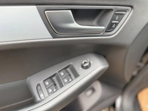 Melns Audi Q5 2011 Rīga, ar dzinēja tilpumu 2.00 L un nobraukumu 201 tūkst. km par 10995 €, foto 10 vietnē AUTOMOTO.COM.LV