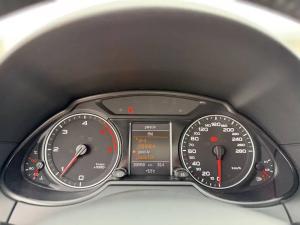 Melns Audi Q5 2011 Rīga, ar dzinēja tilpumu 2.00 L un nobraukumu 201 tūkst. km par 10995 €, foto 18 vietnē AUTOMOTO.COM.LV
