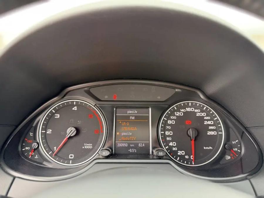 Melns Audi Q5 2011 Rīga, ar dzinēja tilpumu 2.00 L un nobraukumu 201 tūkst. km par 10995 €, foto 18 vietnē AUTOMOTO.COM.LV