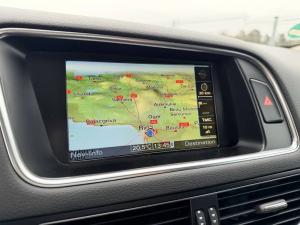 Melns Audi Q5 2011 Rīga, ar dzinēja tilpumu 2.00 L un nobraukumu 201 tūkst. km par 10995 €, foto 21 vietnē AUTOMOTO.COM.LV