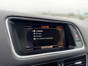 Melns Audi Q5 2011 Rīga, ar dzinēja tilpumu 2.00 L un nobraukumu 201 tūkst. km par 10995 €, foto 22 vietnē AUTOMOTO.COM.LV