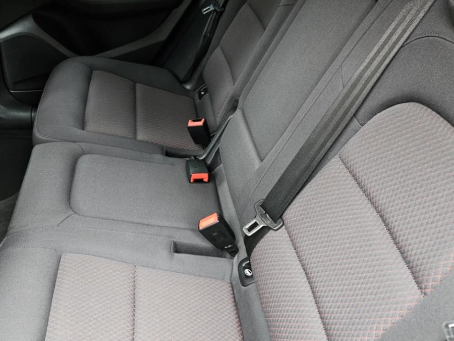 Black Audi Q5 2011 in Riga, with an engine capacity of 3.00 L and mileage of 251 thousand km for 10490 €, photo 18 on AUTOMOTO.COM.LV