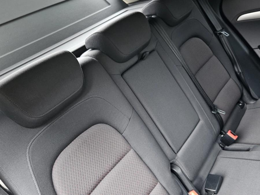 Black Audi Q5 2011 in Riga, with an engine capacity of 3.00 L and mileage of 251 thousand km for 10490 €, photo 20 on AUTOMOTO.COM.LV