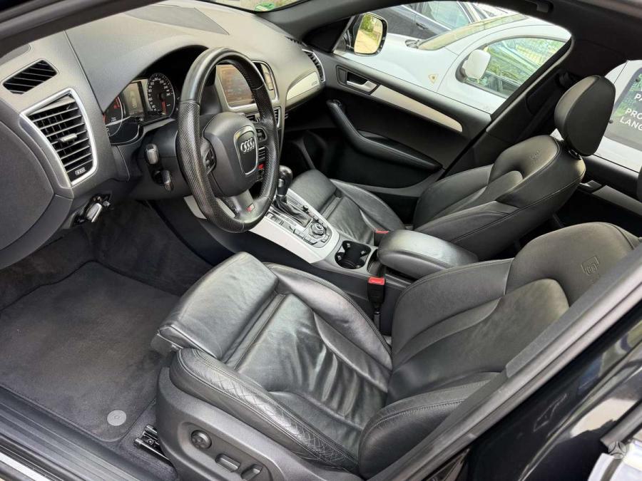 Black Audi Q5 2011 in Siauliai, with an engine capacity of 2.97 L and mileage of 296 thousand km for 9200 €, photo 9 on AUTOMOTO.COM.LV