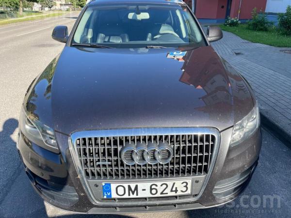 Melns Audi Q5 2011 Rīga, ar dzinēja tilpumu 2.00 L un nobraukumu 259 tūkst. km par 9550 €, foto 3 vietnē AUTOMOTO.COM.LV