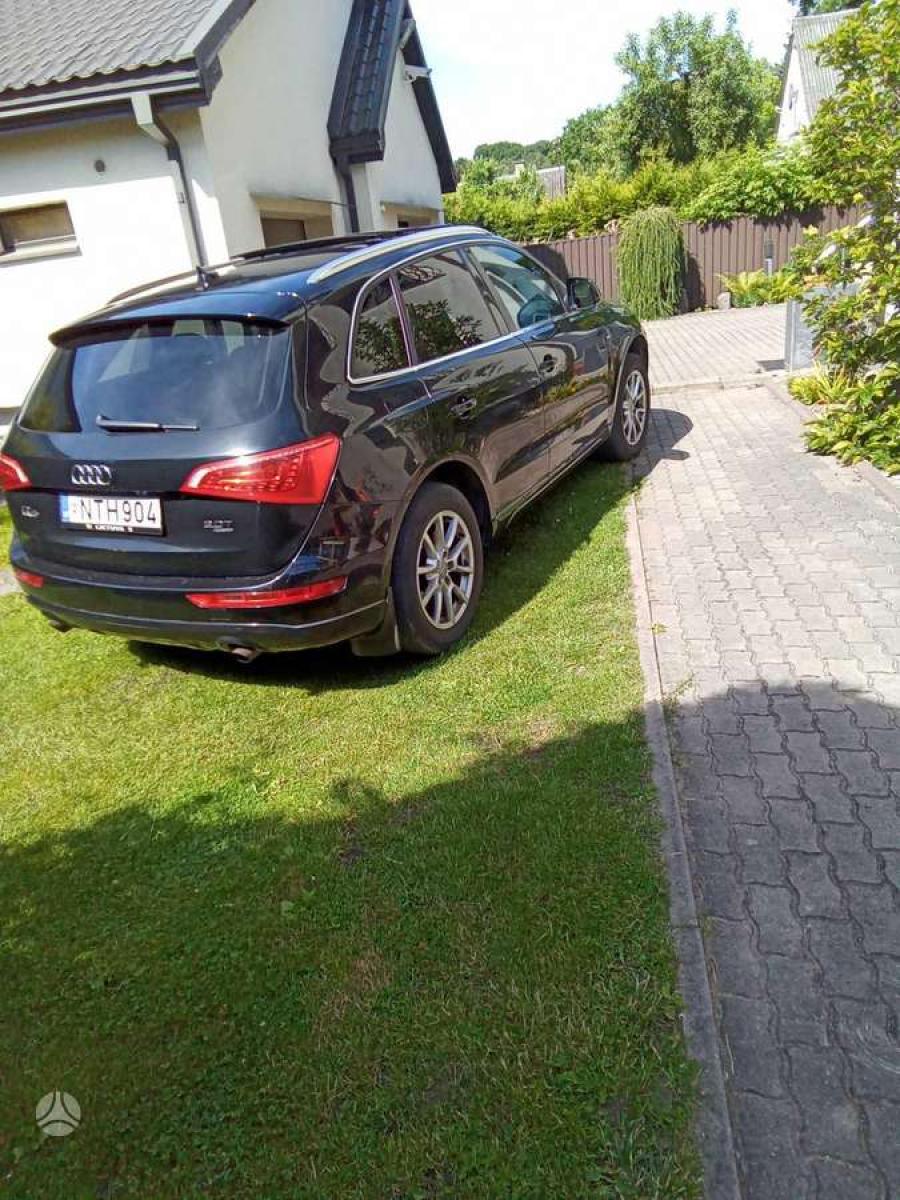 Melns Audi Q5 2011 Kauņa, ar dzinēja tilpumu 1.98 L un nobraukumu 297 tūkst. km par 7300 €, foto 3 vietnē AUTOMOTO.COM.LV