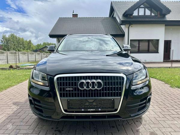 Melns Audi Q5 2011 Šauļi, ar dzinēja tilpumu 1.97 L un nobraukumu 220 tūkst. km par 8999 €, foto 5 vietnē AUTOMOTO.COM.LV