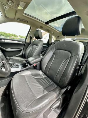 Black Audi Q5 2011 in Siauliai, with an engine capacity of 1.97 L and mileage of 220 thousand km for 8999 €, photo 20 on AUTOMOTO.COM.LV
