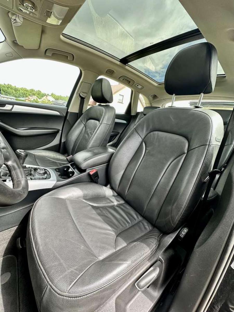 Black Audi Q5 2011 in Siauliai, with an engine capacity of 1.97 L and mileage of 220 thousand km for 8999 €, photo 20 on AUTOMOTO.COM.LV