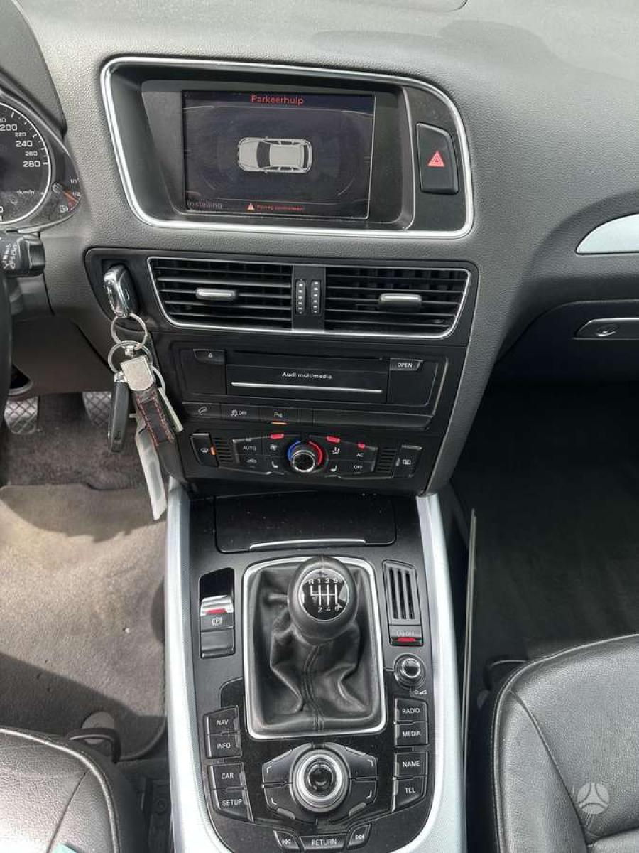 Black Audi Q5 2011 in Siauliai, with an engine capacity of 1.97 L and mileage of 220 thousand km for 8999 €, photo 23 on AUTOMOTO.COM.LV